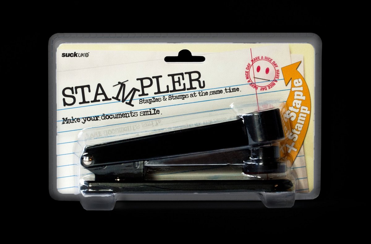 Stampler : Staple and print a smiley at the same time.