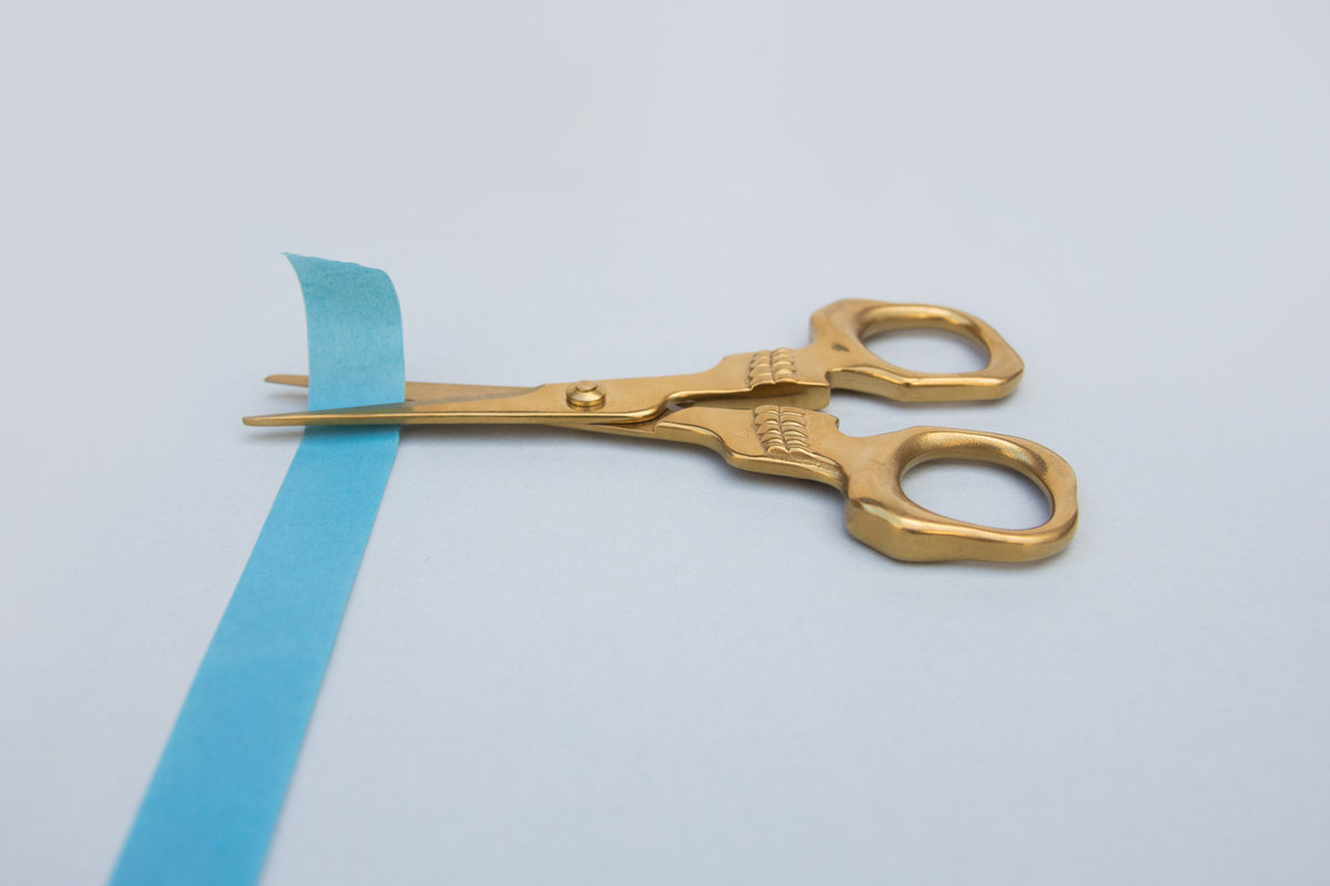 Skull Scissors : Dead sharp, finest quality scissors.