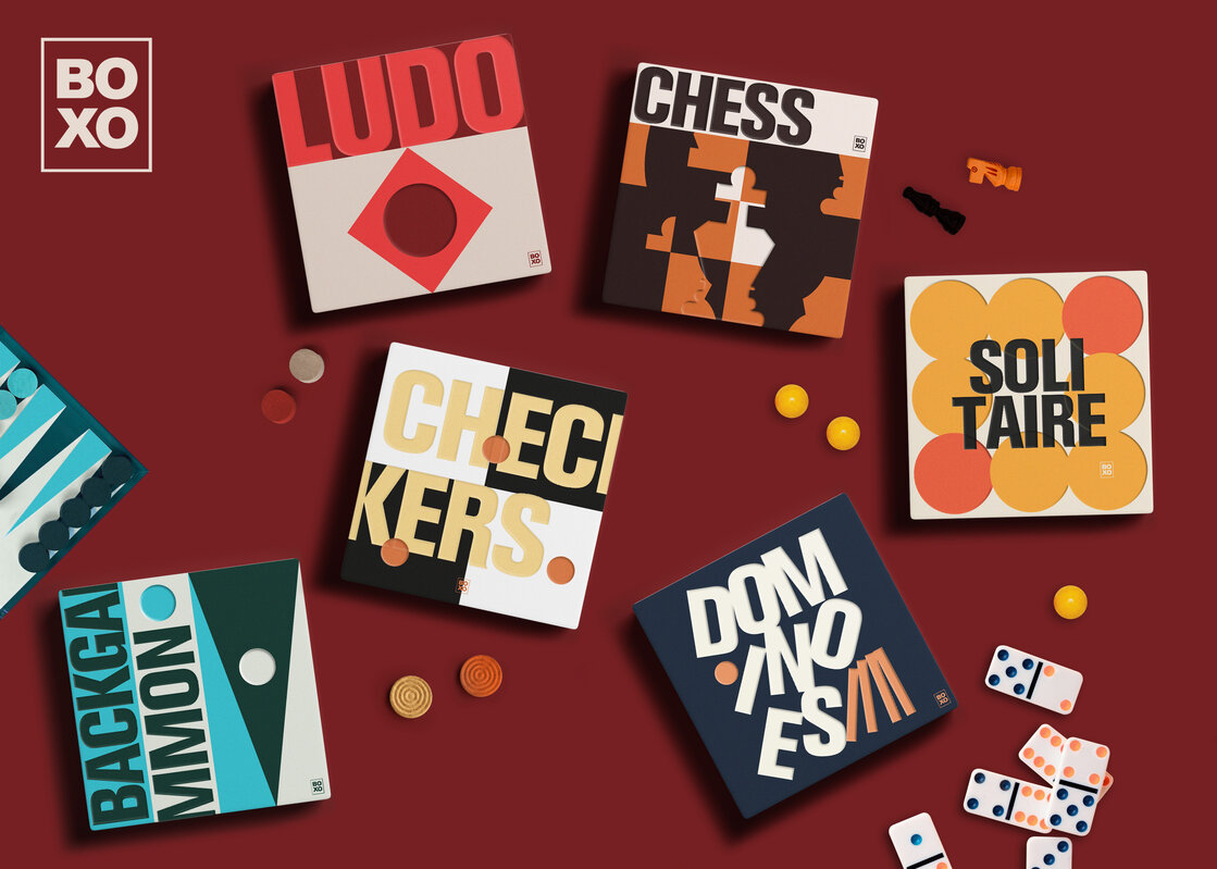 Chess Set : BOXO Chess set and folded board in a box.