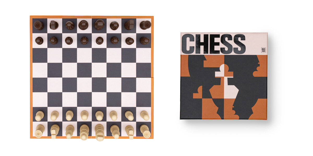 Chess Set : BOXO Chess set and folded board in a box.