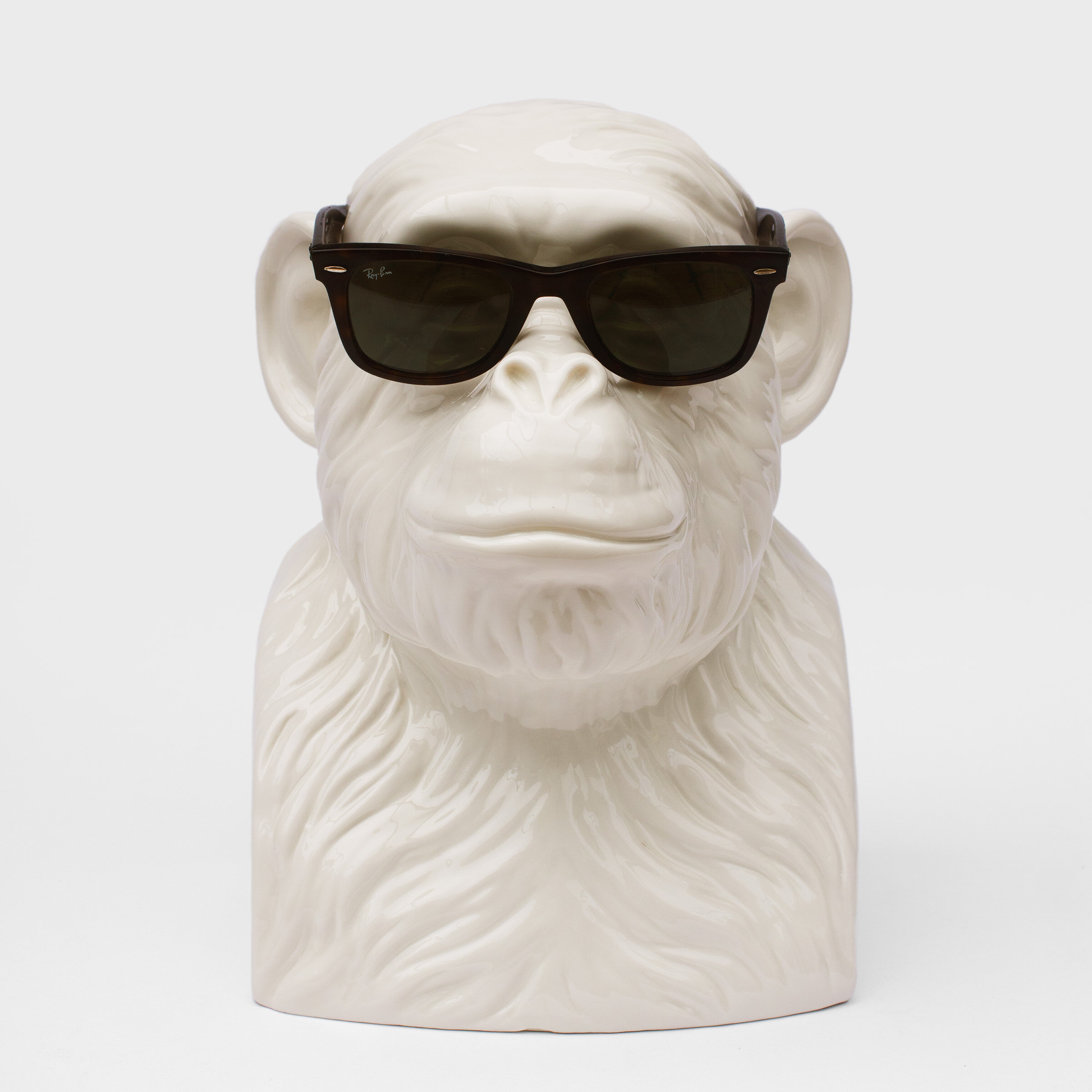 Chimp Tidy : Ceramic monkey home organiser.