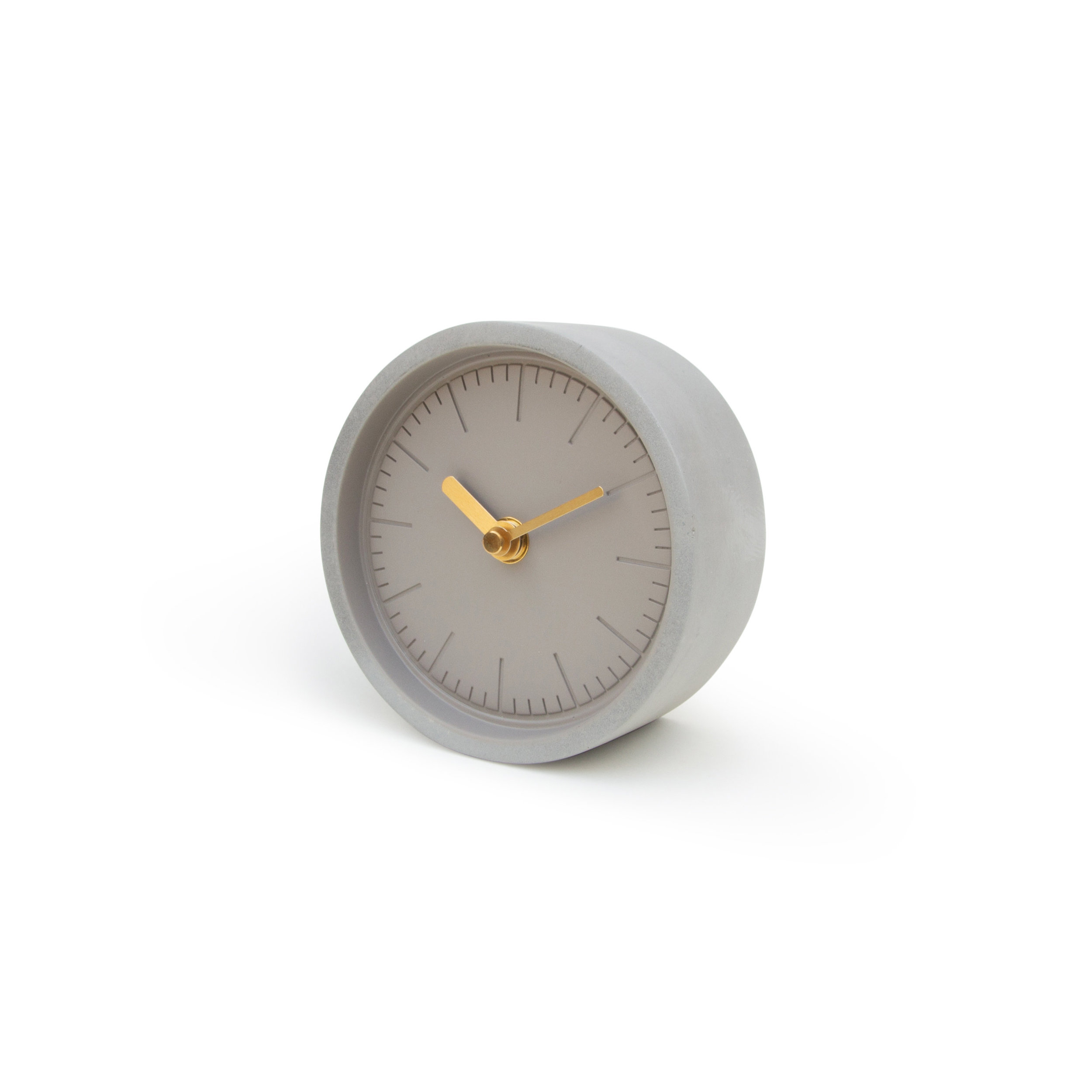 Concrete Clock : A concrete clock with a painted face and gold hands.