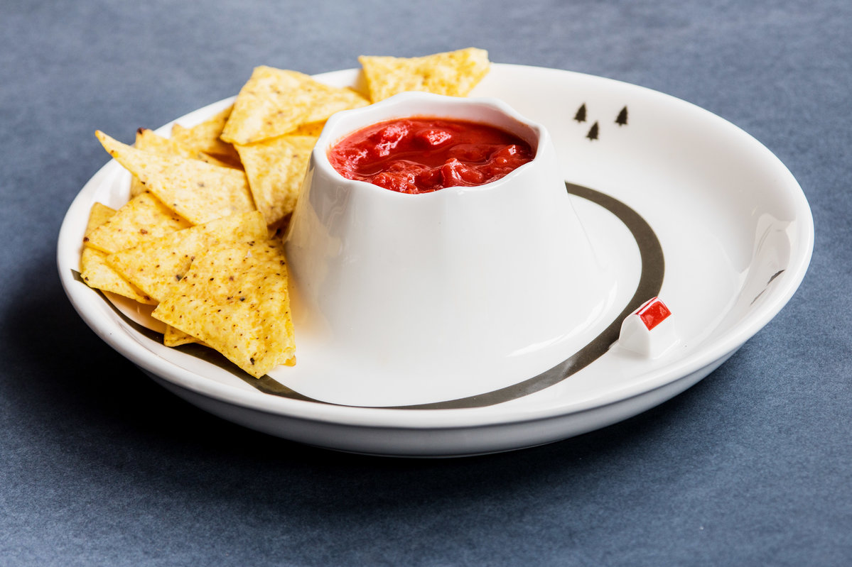 Volcano Dip Bowl : Keep your snacks and sauces over flowing.