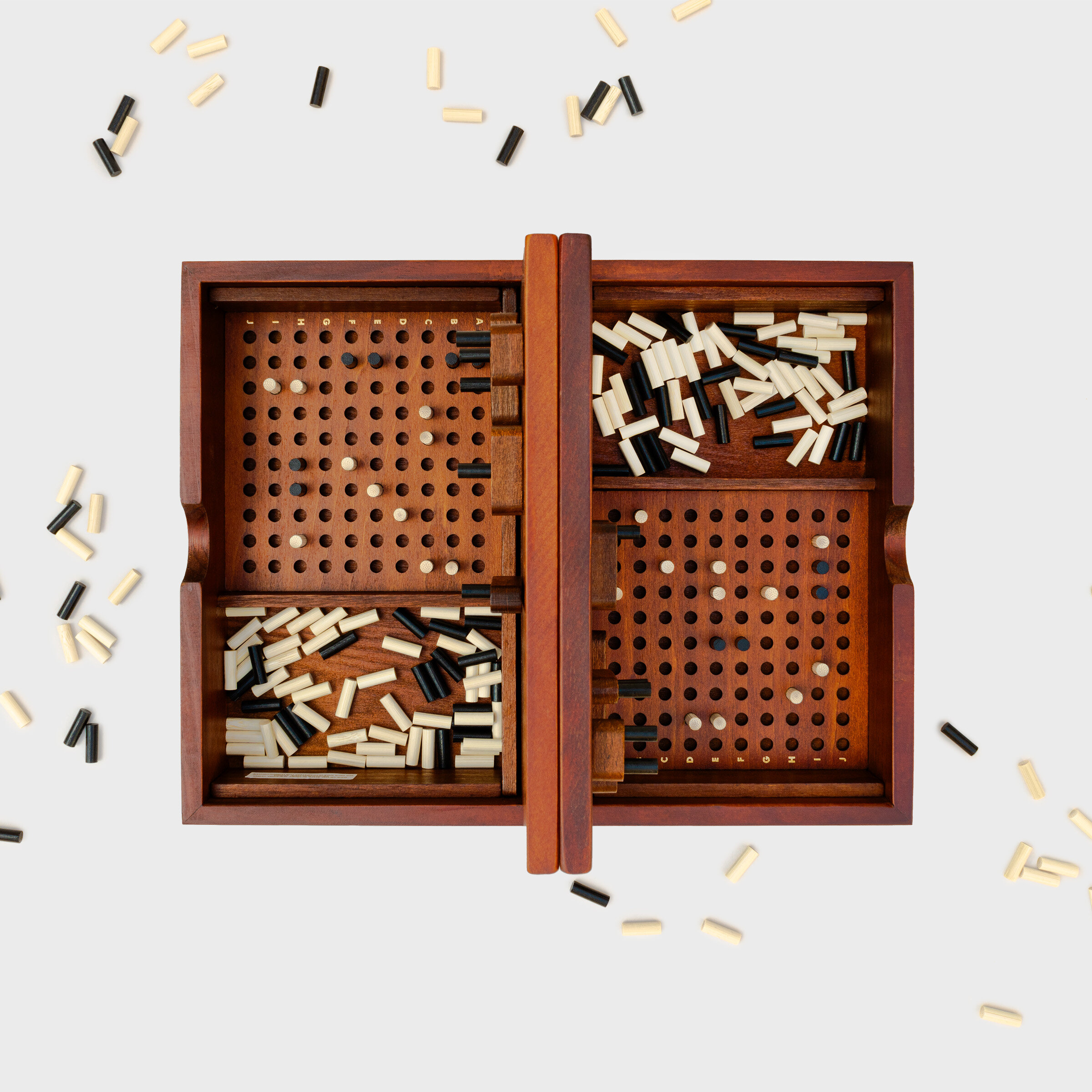 Direct Hit : Iron & Glory wooden sinking ships game.