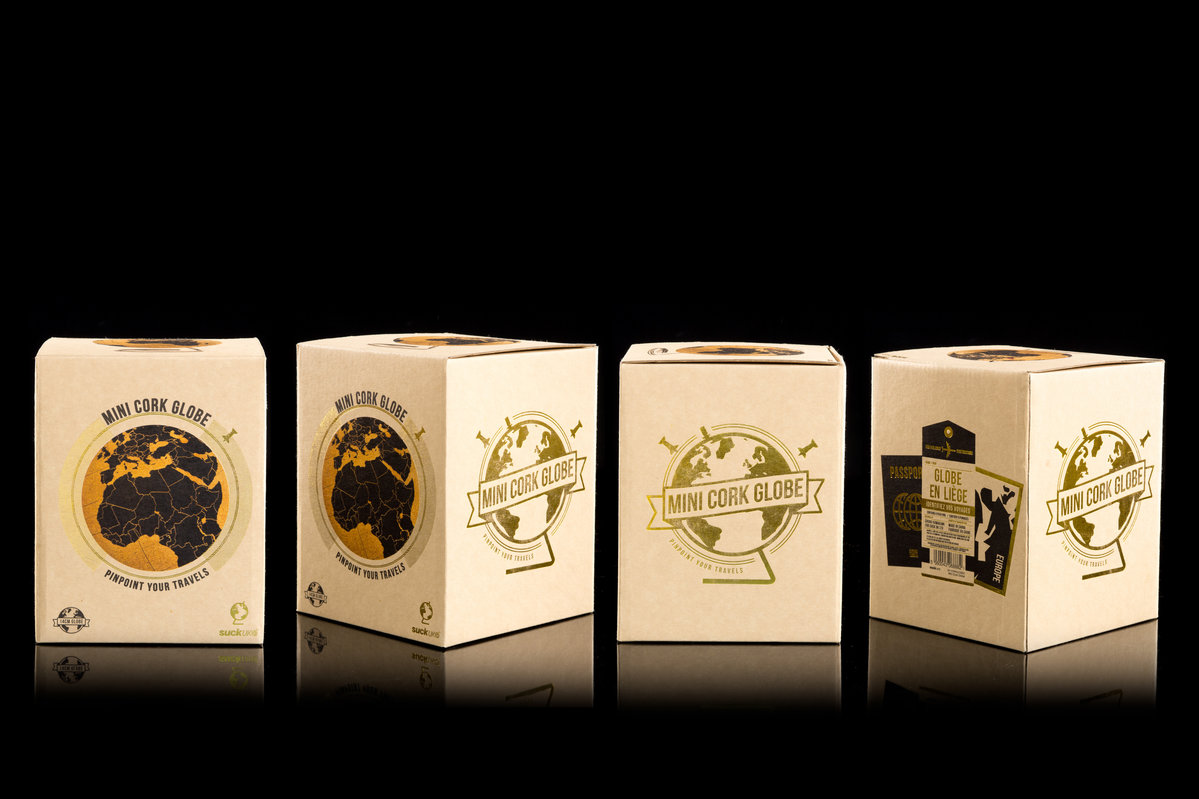 Cork Globe : Pinpoint your travels right on the globe.